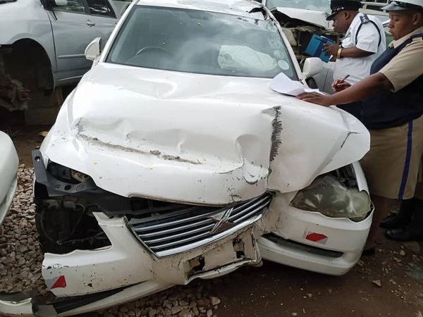 TOYOTA MARK X HITS SIX PEOPLE IN ZAMBIA - ZED GOSSIP